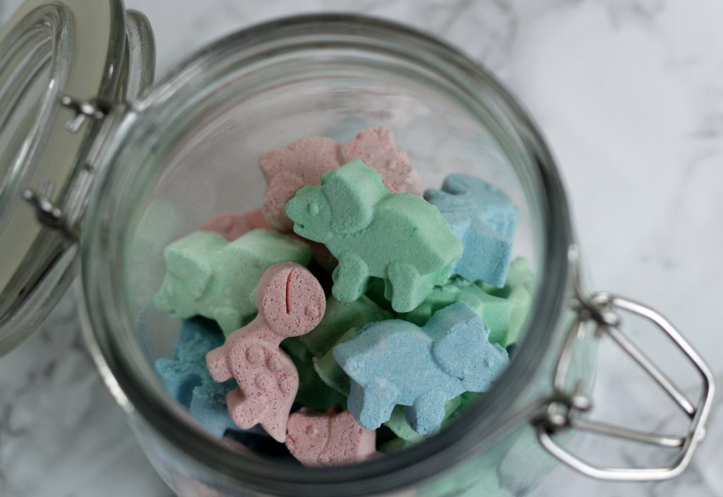 Cute Dinosaur Bath Bombs aka "Dino Bombs" - Tweak and Tinker
