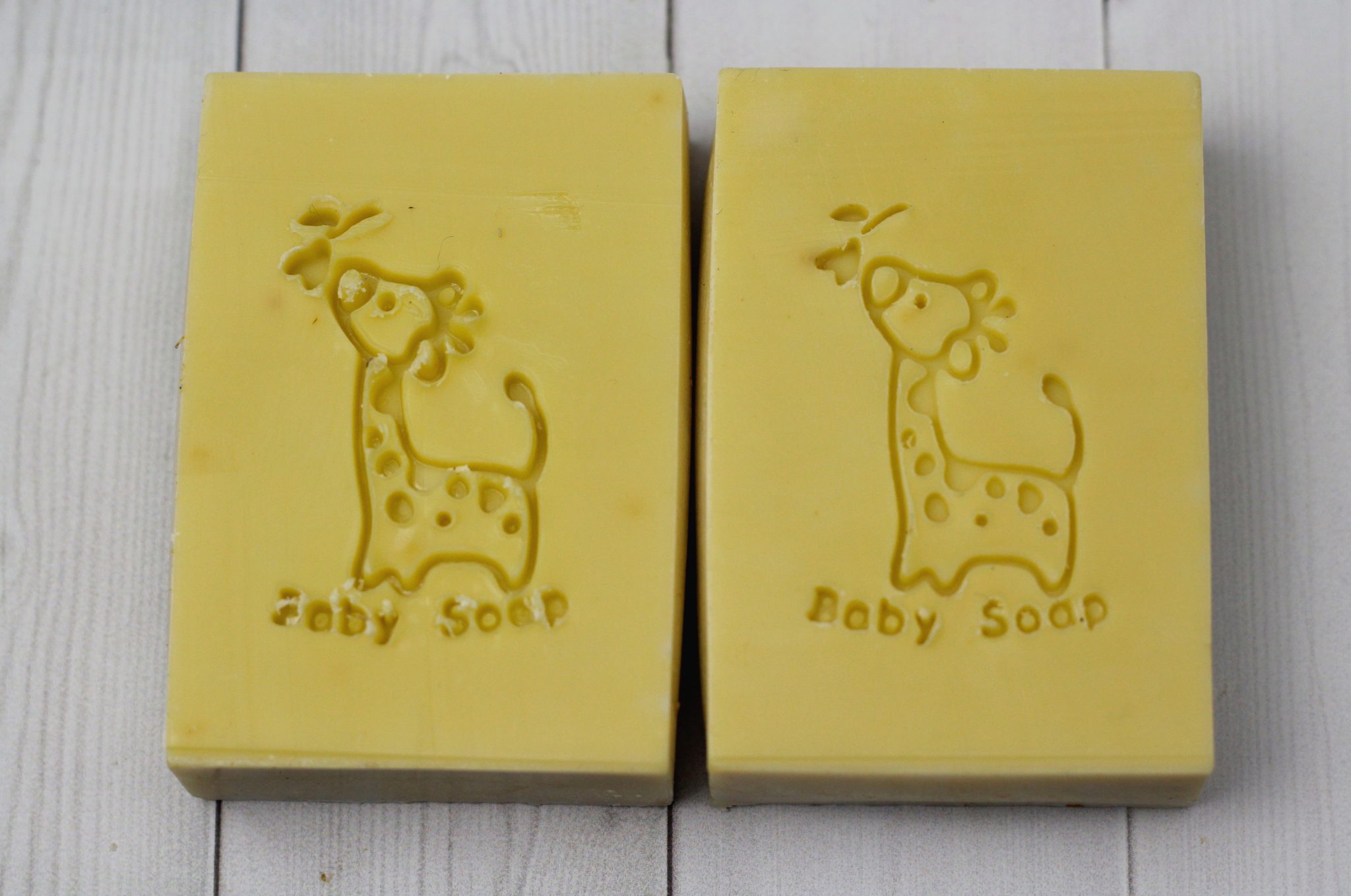 Gentle Bastille Baby Soap Recipe - Tweak and Tinker