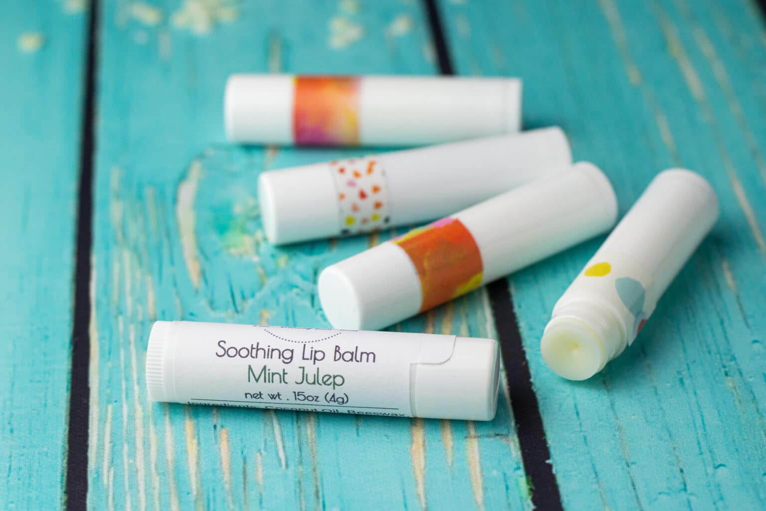 3 Easy Beeswax Lip Balm Recipes