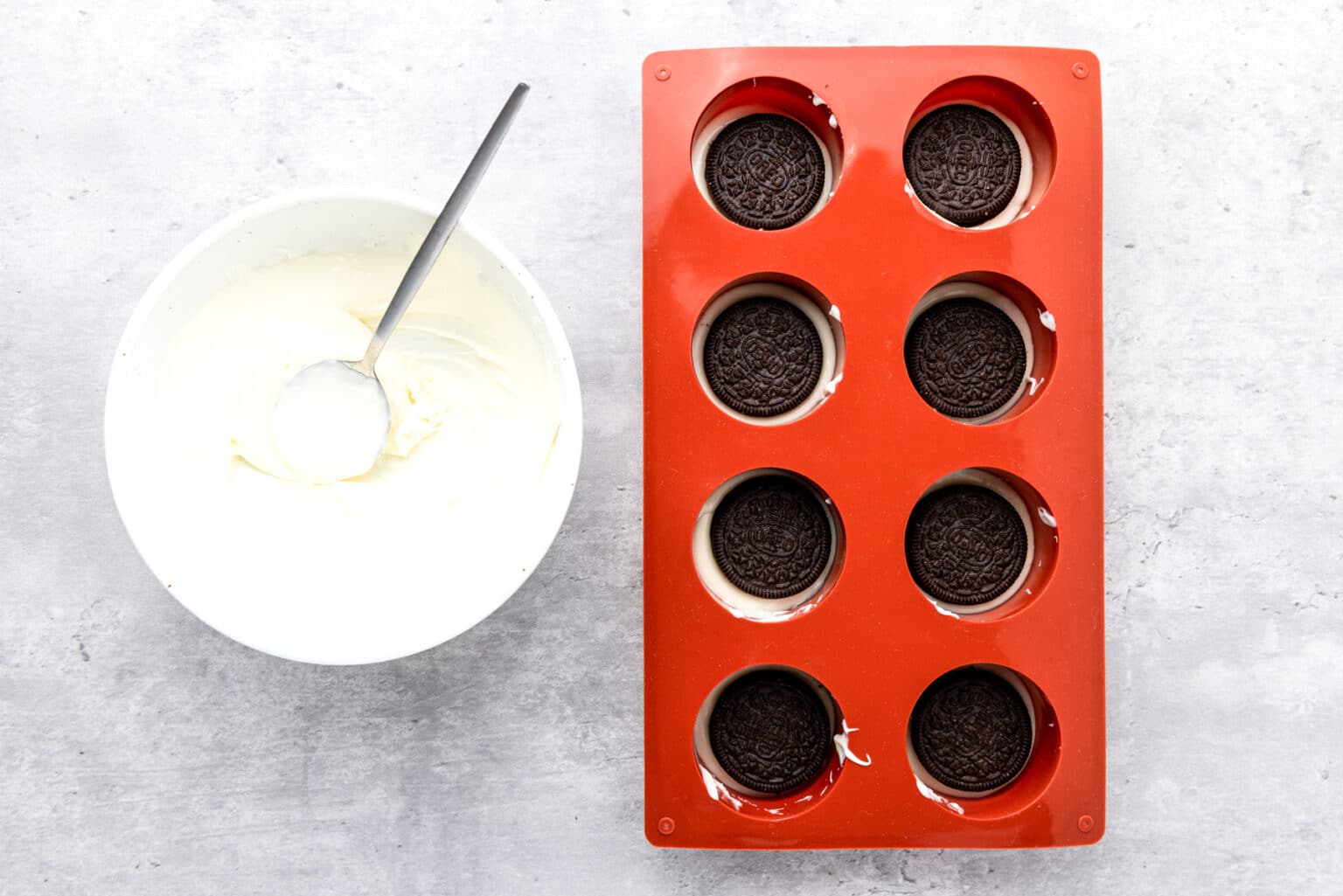 How to Make Chocolate-Covered Oreos Using a Mold