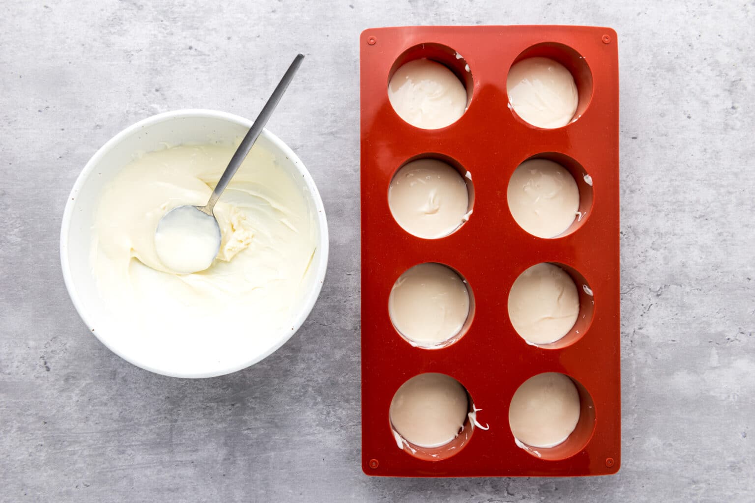 How to Make Chocolate-Covered Oreos Using a Mold