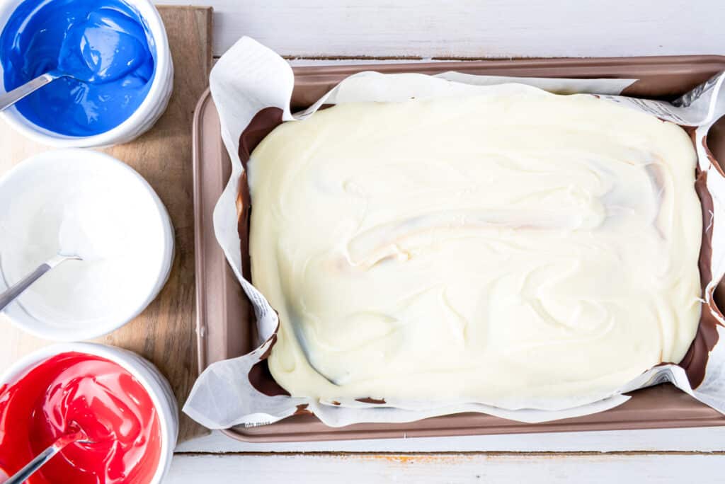 Marble Chocolate Bark (Red, White and Blue Version) - Tweak and Tinker